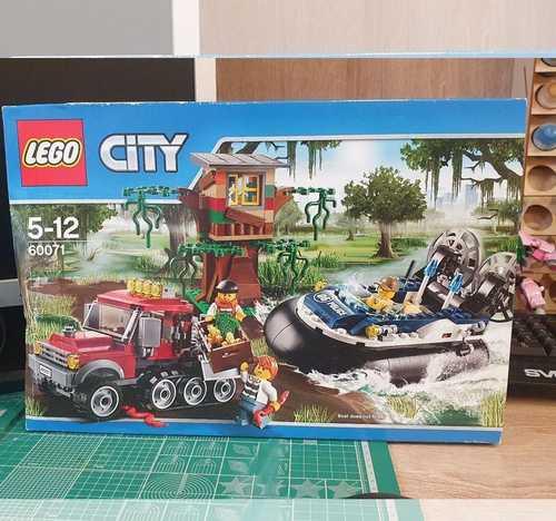 Lego city 60071 Hovercraft Arrest