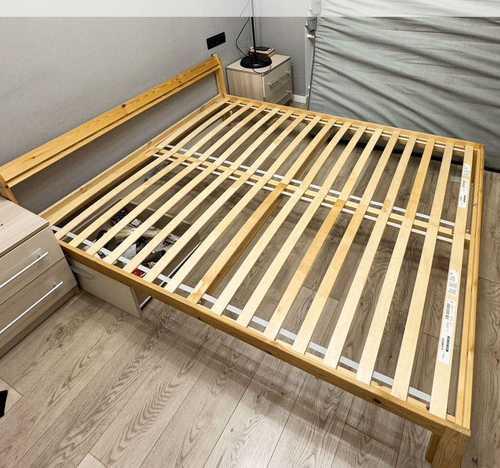 Кровать двухспальная 160 200 IKEA