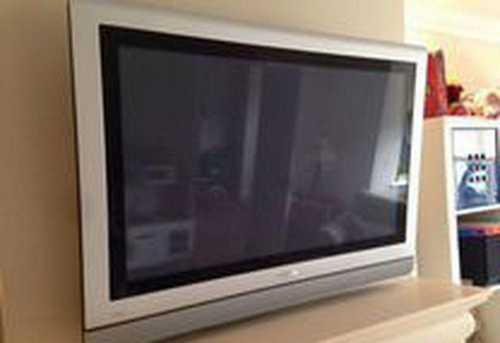 ЖК Телевизор 32" (philips)