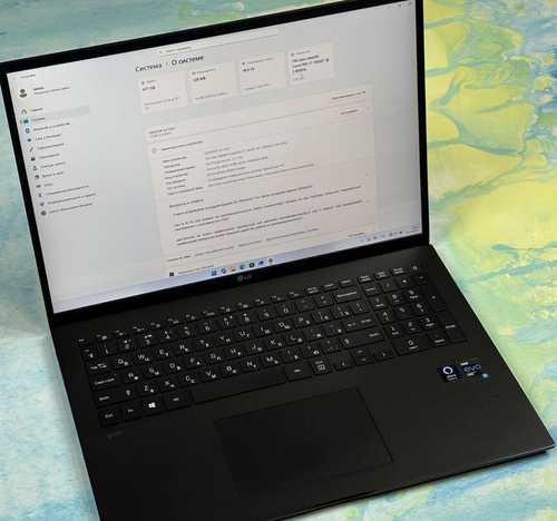 Супер легкий LG Gram 16 i7-1165g7 512 16