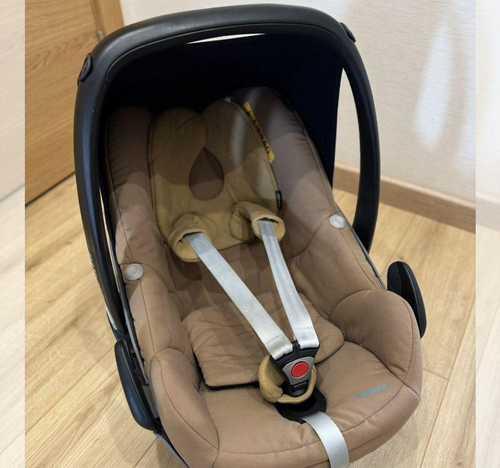 Автолюлька maxi cosi pebble isofix