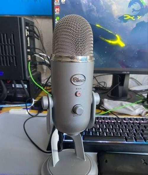 Микрофон Blue Yeti