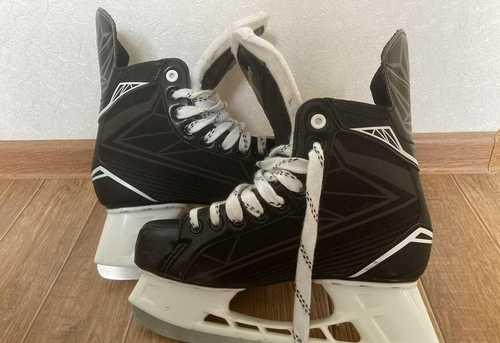Хоккейные коньки Bauer EUR 40,5 (RU 39)