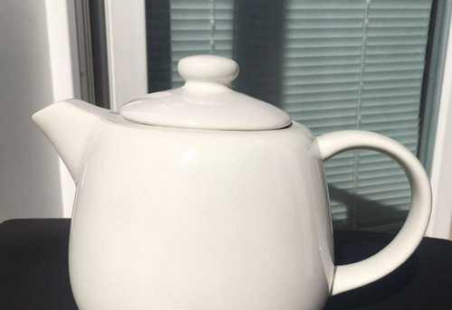 Заварочный чайник, молочник и чашки Икеа