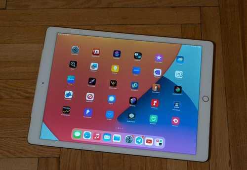 iPad Pro 12.9 2015 cellular с оригинальным чехлом