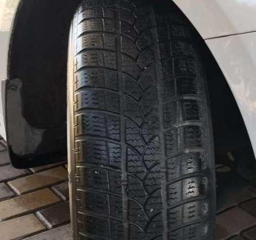 Kormoran Road Performance 215/55 R17 98K