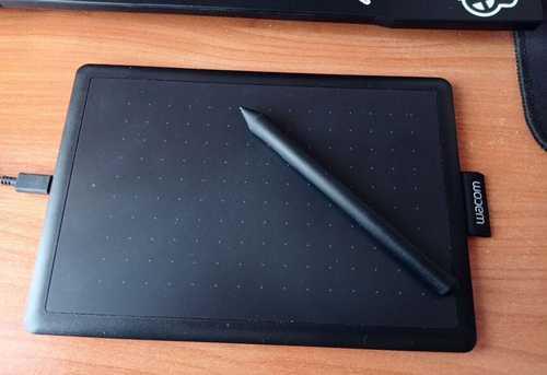 Графический планшет Wacom One Small