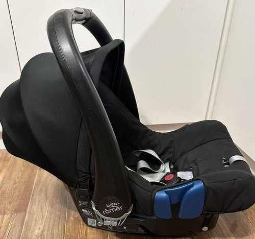 Автолюлька britax romer с базой isofix