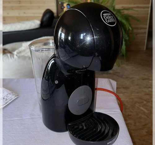 Кофеварка капсульная dolce gusto