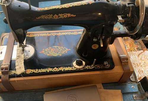 Швейная машина 1981 год