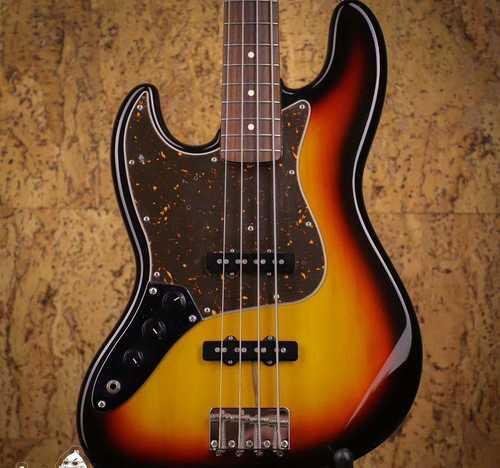 Fender JB62/LH Jazz Bass Left Hand 3-Tone Sunburst