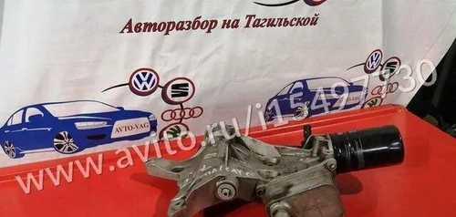 Кронштейн генератора VW Passat B6 06J903143AH