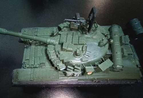 Модель танка т-80бв