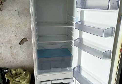 Холодильник бу 160*60*60