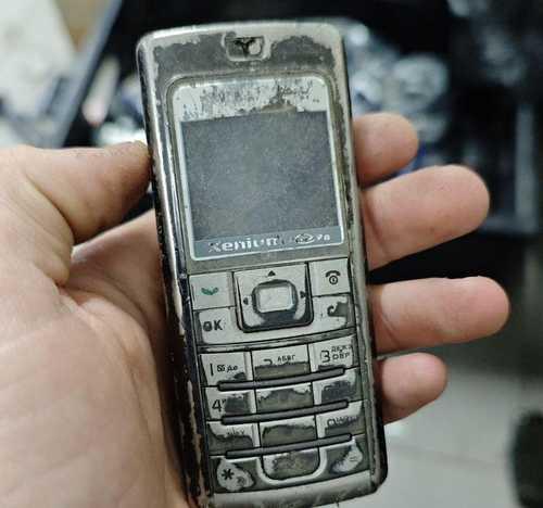 Philips Xenium 9@98