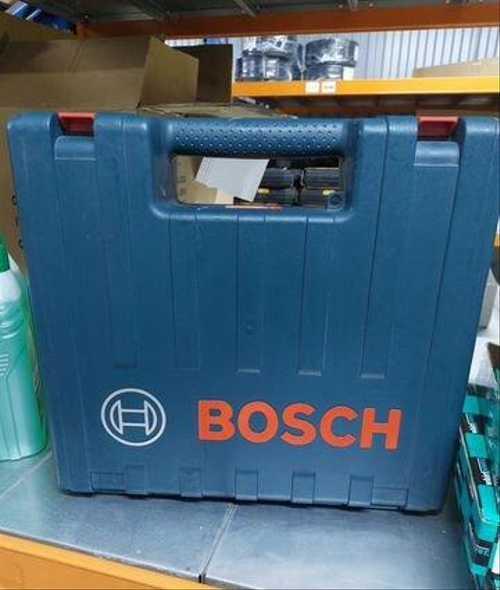Дрель ударная Bosch GSB 16 RE 0615990L2N + набор с