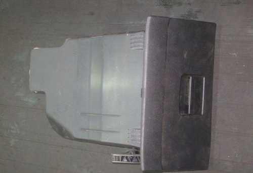 Крышка вещевого ящика Ford Mondeo, IV 2008