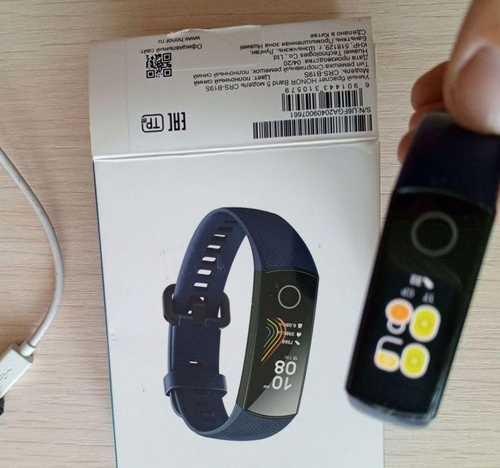 Фитнес браслет honor band 5