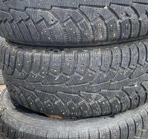 Accelera PHI 235/55 R18