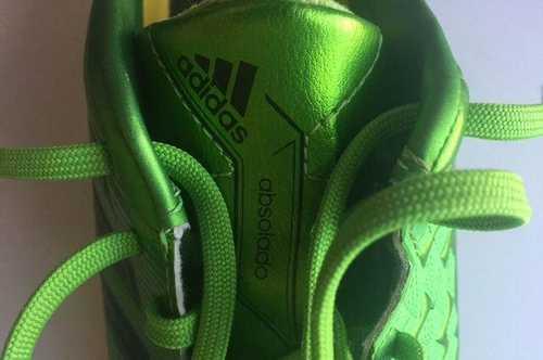 Футзалки adidas оригинал предатор