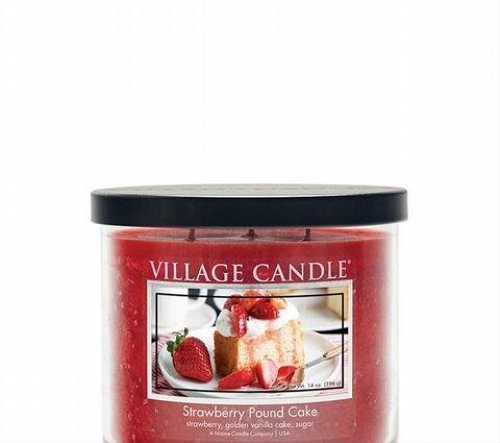 Ароматическая свеча Village Candle "Клубничный тор