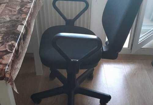Компютерное кресло