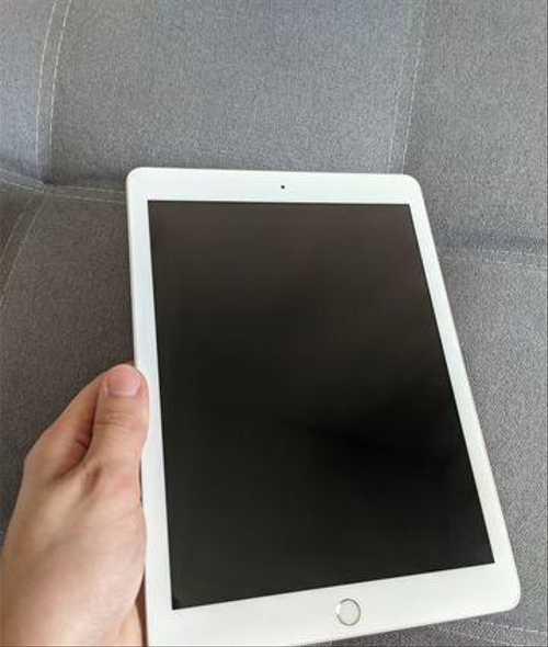 iPad 6th Gen (A1893), 32Gb, WiFi