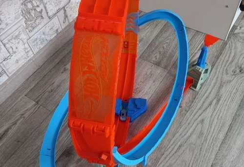 Гоночный трек Hot wheels