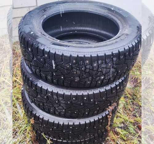 Pirelli Ice Zero 185/65 R15 92T