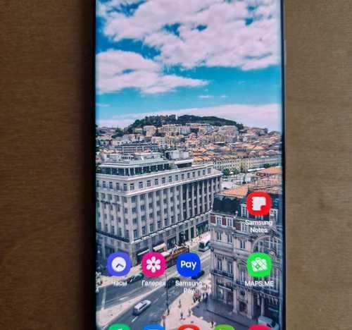 Samsung Galaxy S10, 8/128 ГБ