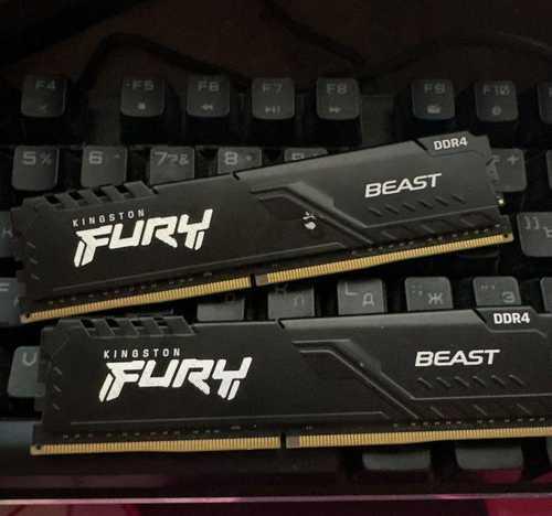 Ddr4 kingston fury beast 16 gb (2x8)