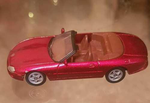Модель автомобиля Jaguar XK8 (52058) 1:60