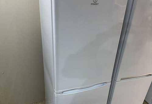 Холодильник Indesit идеал