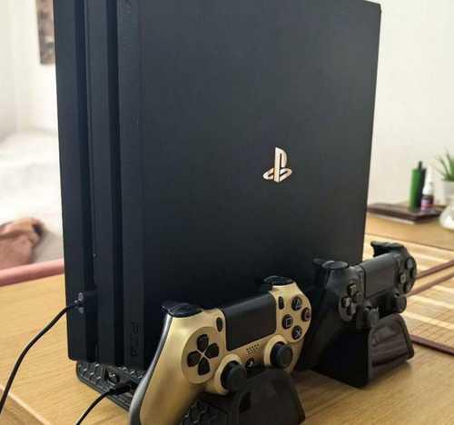 Sony playstation 4 PS4 pro 1tb 7208В