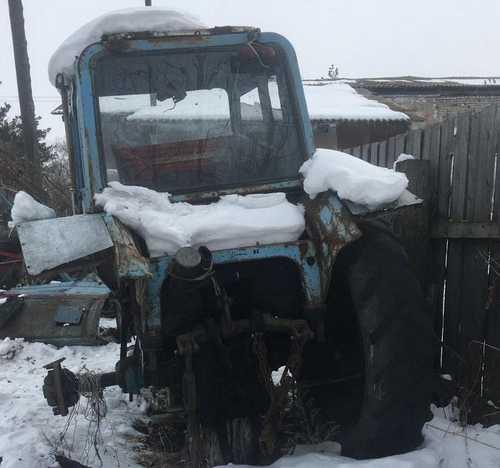 Трактор мтз 80, на запчасти