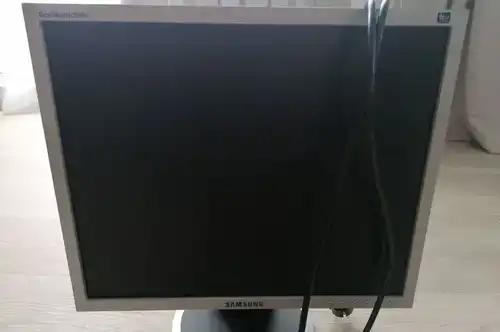 Монитор 19" Samsung 940b рабочий