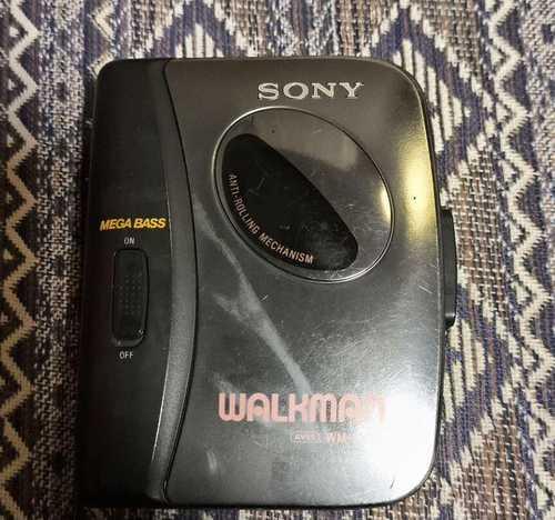 Кассетный плеер sony walkman wm-ex152