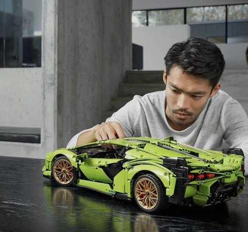 Конструктор Lego Technic Lamborghini Sian FKP 37