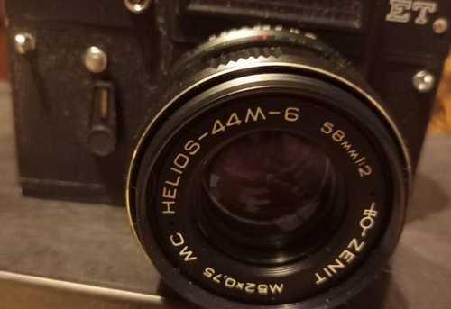 Фотоаппараты 1.Зенит ет.Hellios-44M-6 2.Polaroid