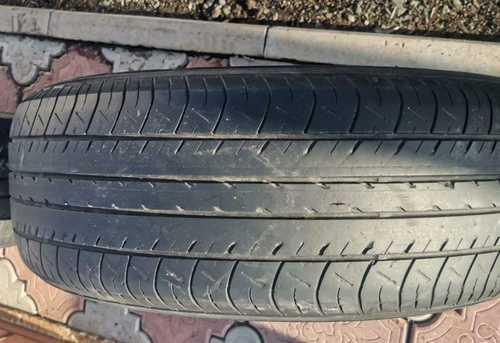 Yokohama BluEarth E70BZ 215/60 R16 95V