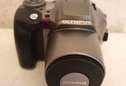Зеркальный плёночный фотоаппарат olimpus
