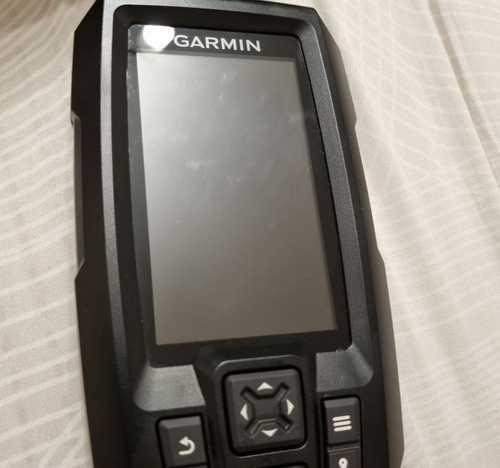 Эхолот Garmin Striker Vivid 4cv (GT20-TM)