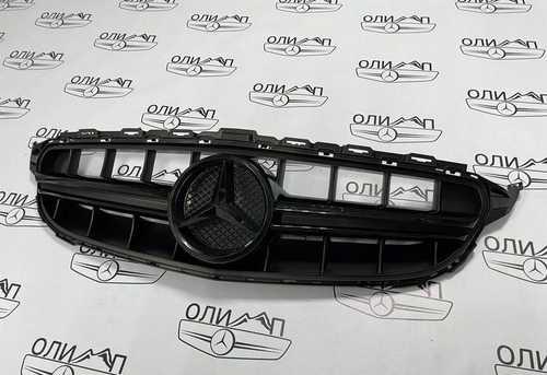 Решетка радиатора AMG 63 на Mercedes W205
