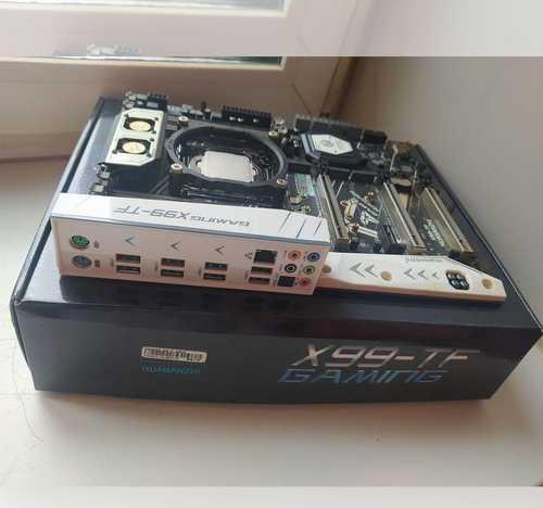 Huananzhi X99 TF (ver. 1.0)   e5 2678v3  32Гб DDR4