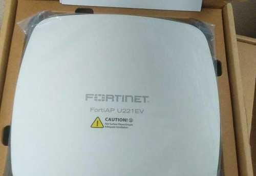 Точка доступа wifi fortinet fortiap fap-u221ev