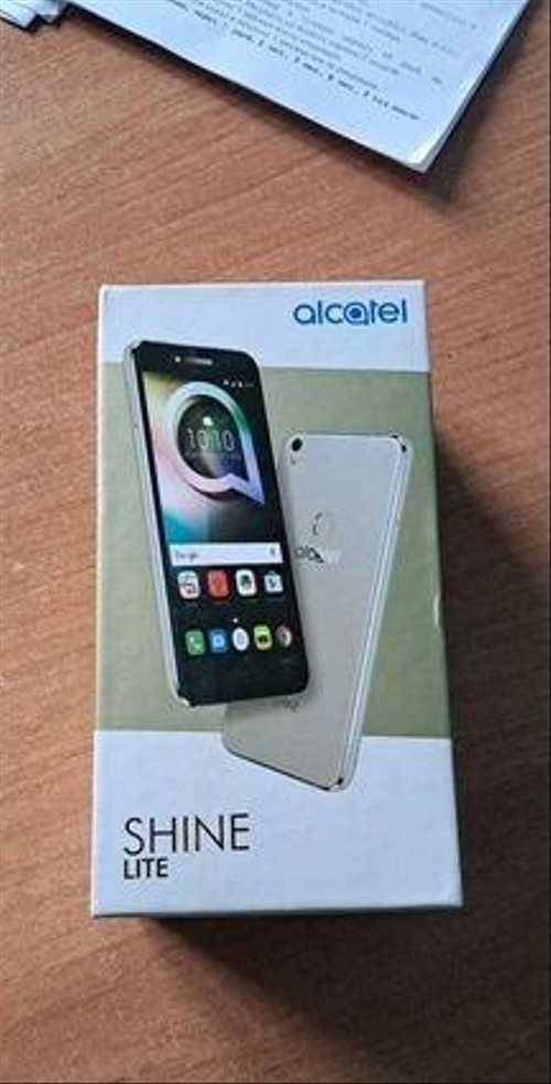 Смартфон Alcatel Shine Lite 5080X 16 гб черный
