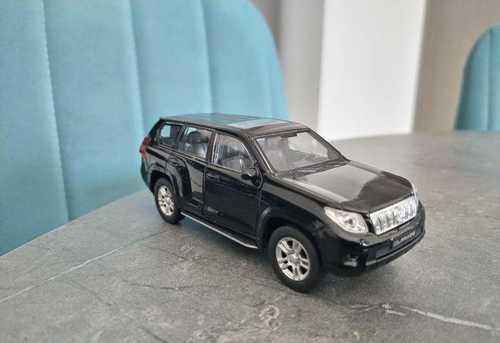 Модель машины land cruiser prado