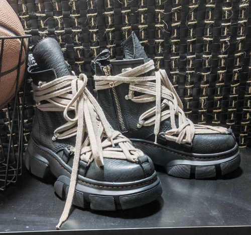 Rick Owens dr martens megalace с мехом зимние