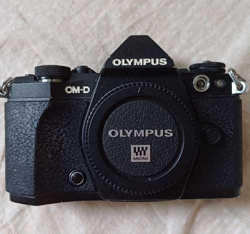 Фотоаппарат Olympus om d e m5 mark ii на запчасти