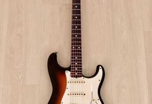 Электрогитара Fender ExTrad 1962 Stratocaster Vint